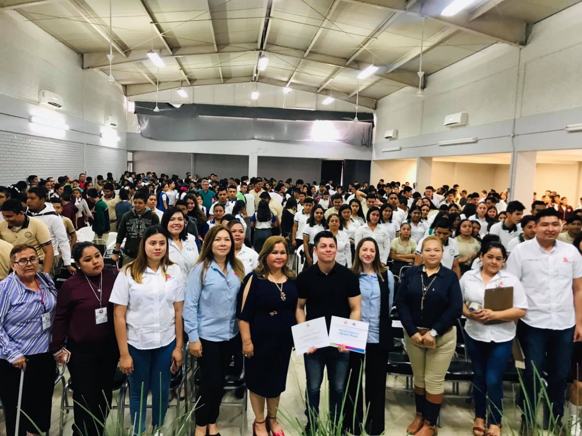 Lleva DIF Tamaulipas platicas motivacionales a jóvenes de secundaria y ... Lleva DIF Tamaulipas platicas motivacionales a jóvenes de secundaria y ...