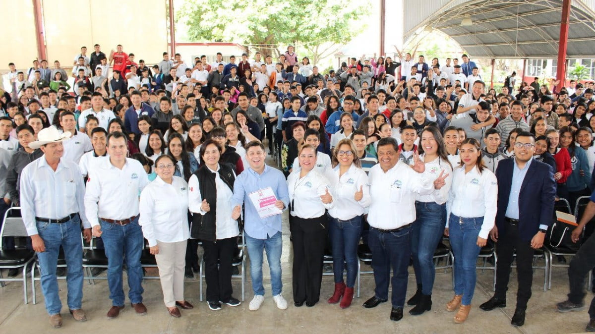 Lleva DIF Tamaulipas platicas motivacionales a jóvenes de secundaria y ... Lleva DIF Tamaulipas platicas motivacionales a jóvenes de secundaria y ...